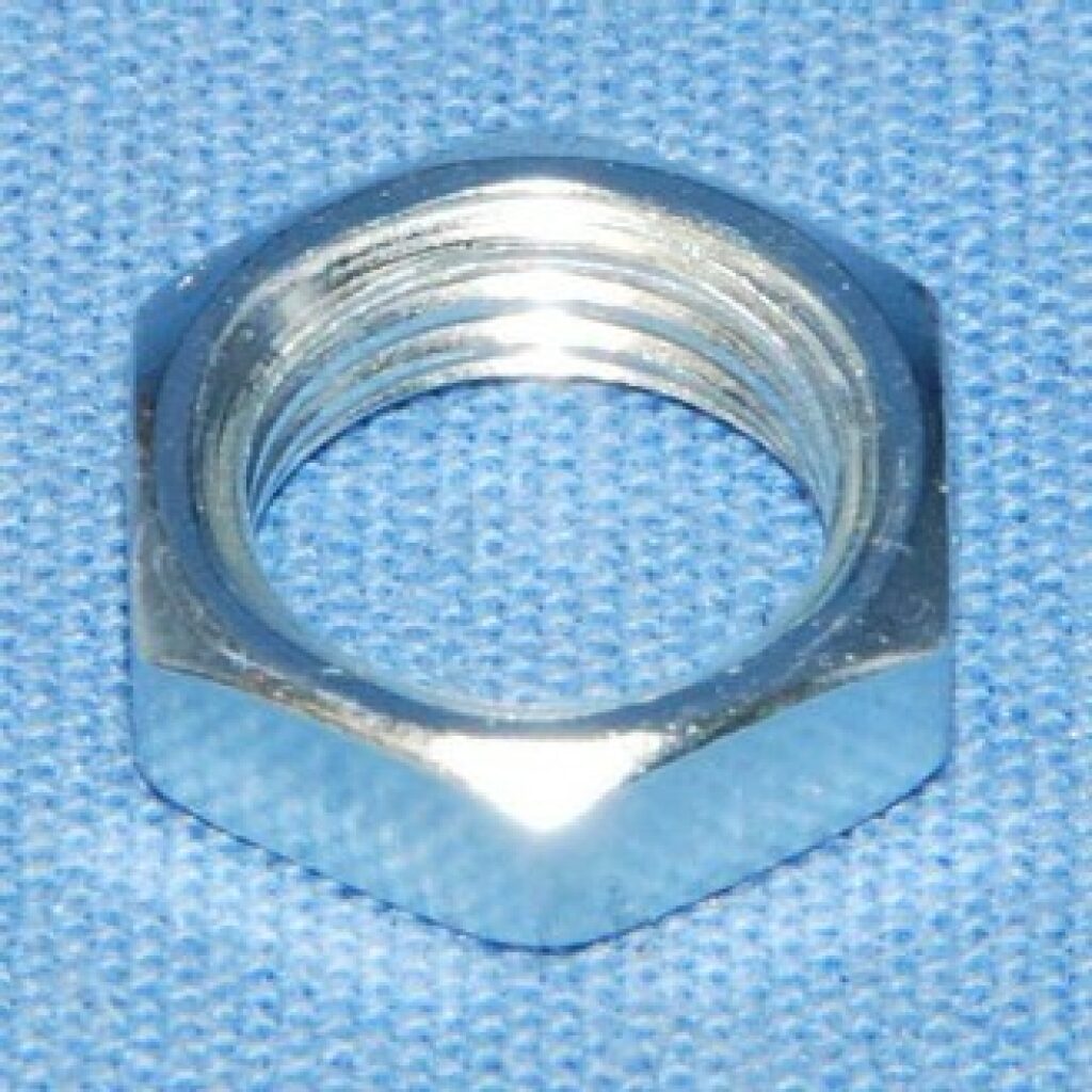 Mutteri M10x1, AV 14, paksuus 4 mm, sinkitty - Suomen Valaisintarvike ky